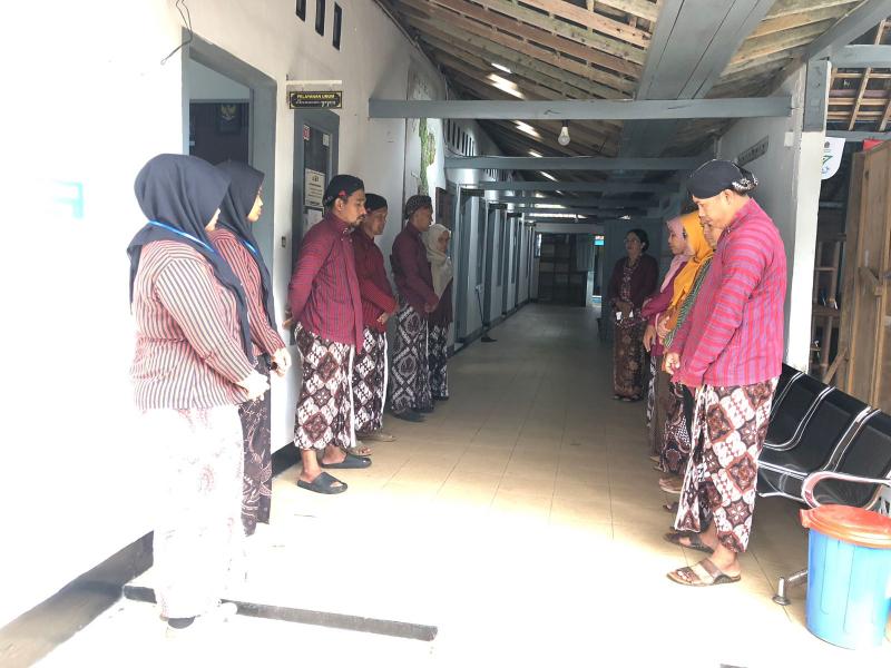 Briefing Pagi Di Hari Kamis Pon